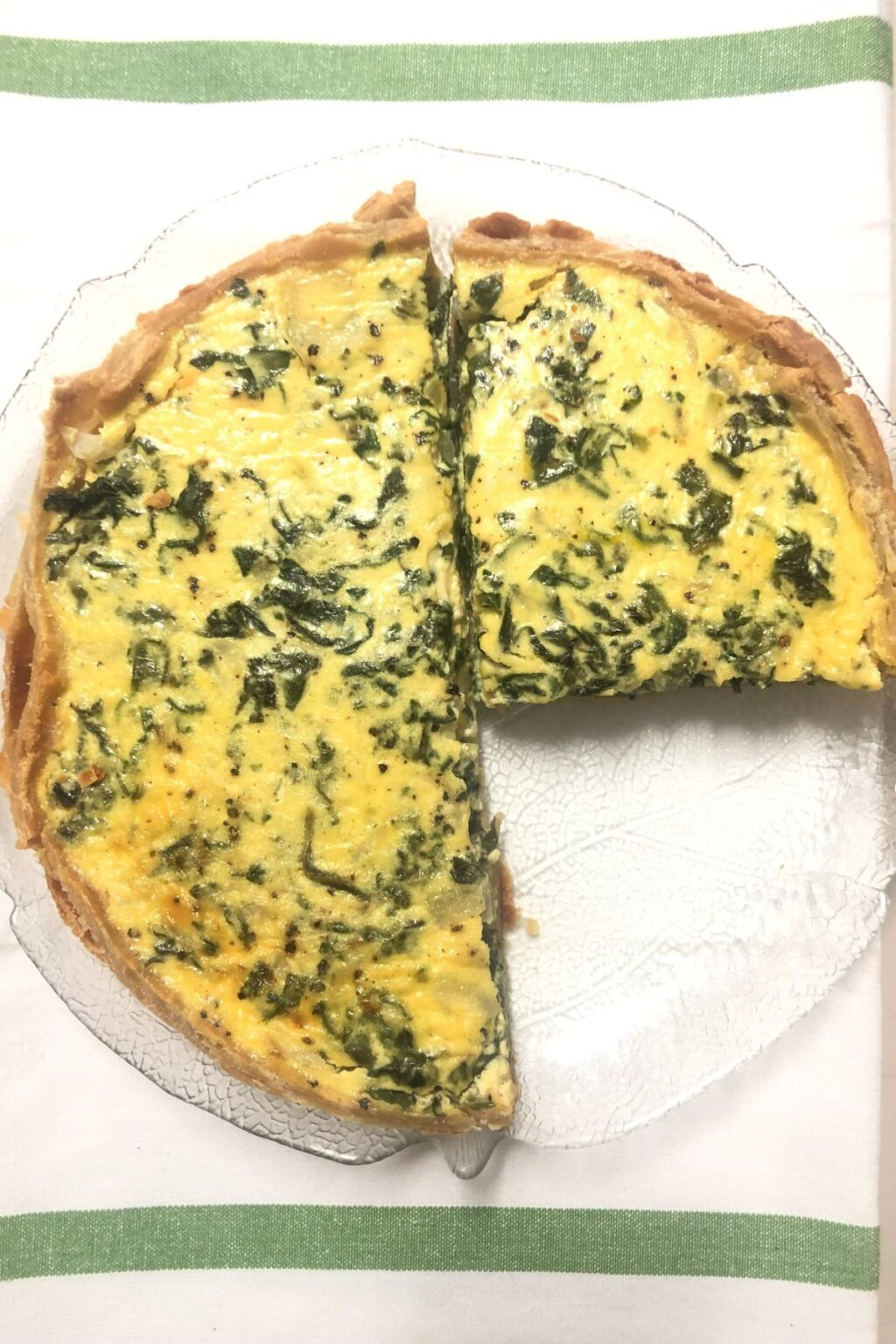 Easy Spinach Feta Quiche - Zesty Limes